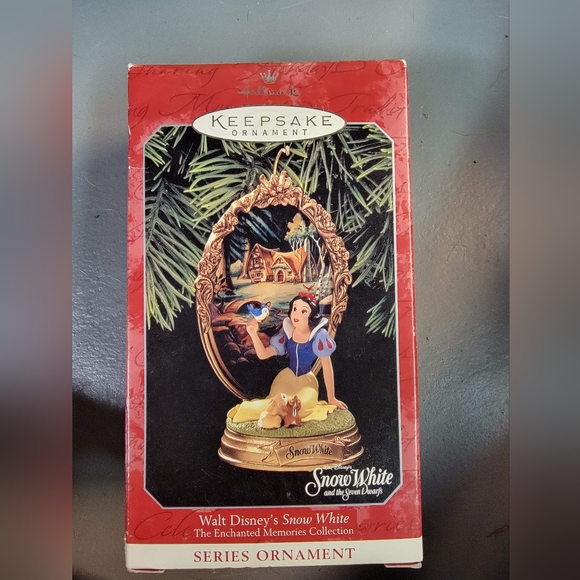 Hallmark | Holiday | 997 Hallmark Snow White | Poshmark